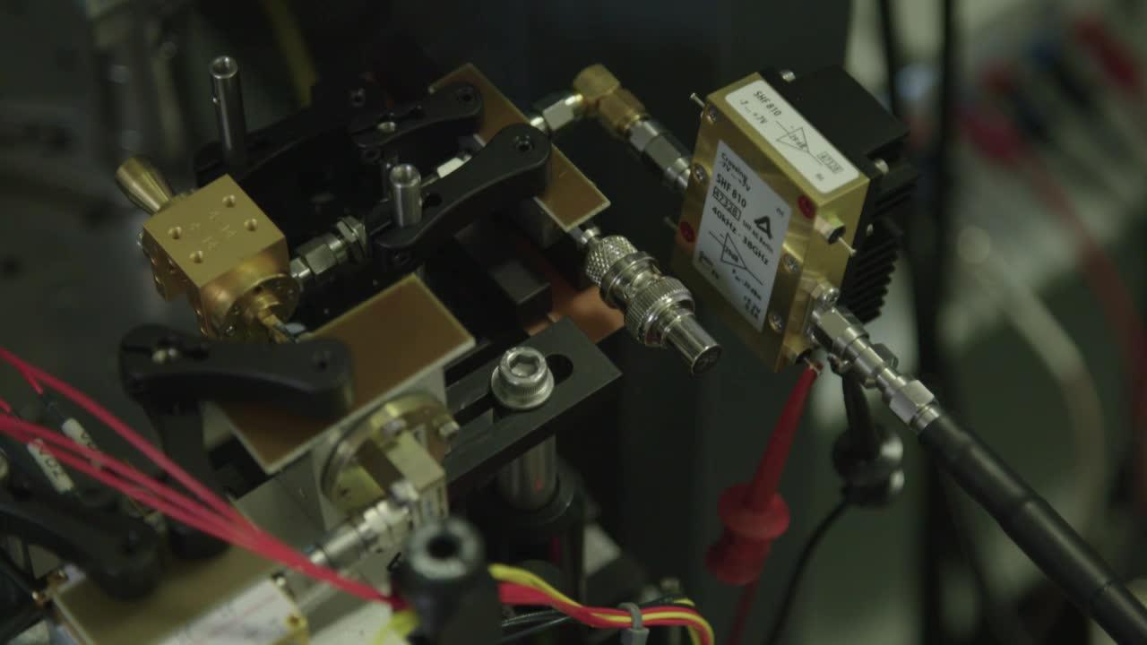 Record Breaking 100 Gigabits Per Second | Tektronix